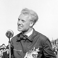 Mike Hawthorn « OldRacingCars.com